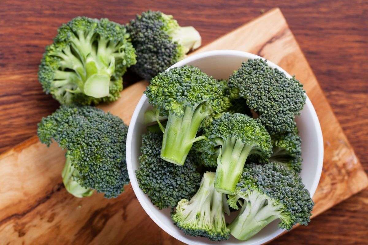 The Power of Green: Unleashing the Health Benefits of Broccoli! - Built ...