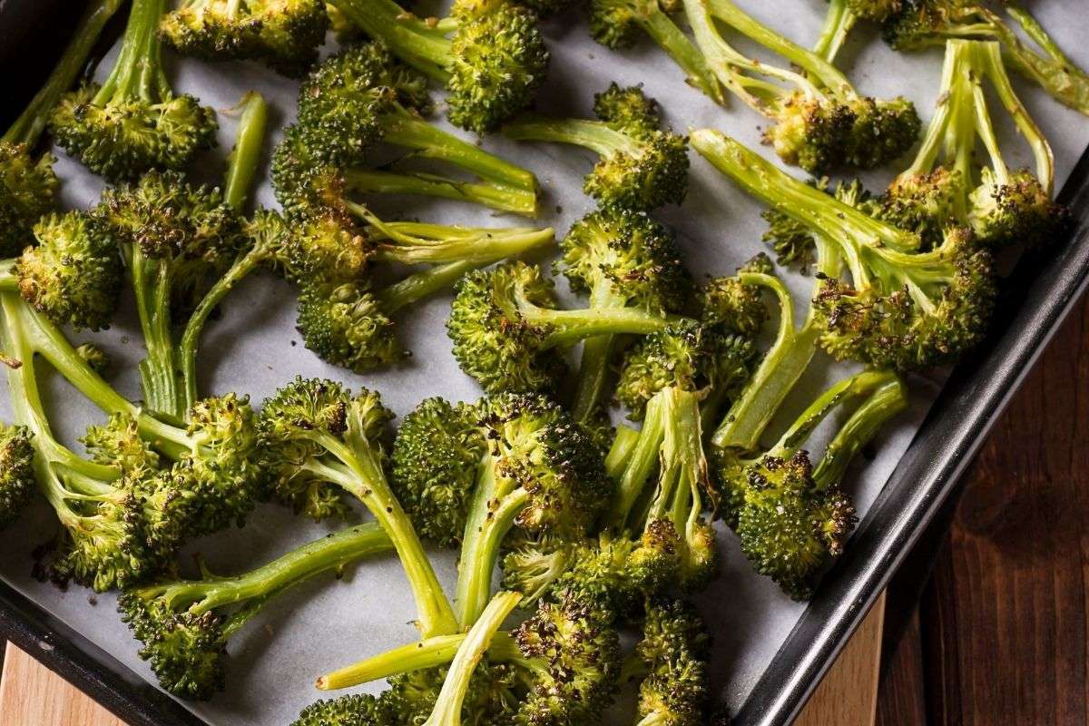 The Power of Green: Unleashing the Health Benefits of Broccoli! - Built ...